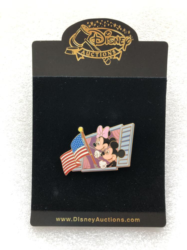 4th of July/Independence Day - Mickey and Minnie - Waving Flag at ...